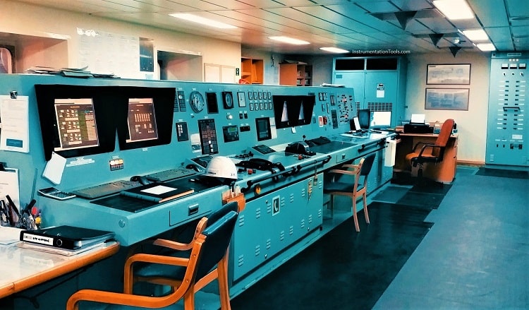 تفاوت بین HMI و IPC چیست؟ | مجتمع بین المللی تهران تندیس